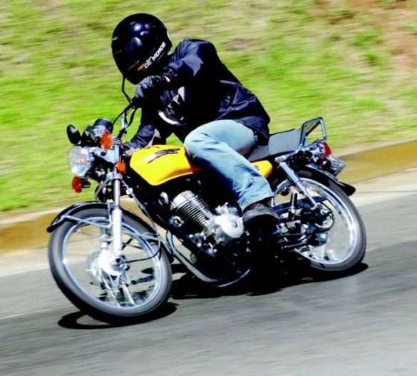 Prueba AKT AK 125 - La Revista De Motos