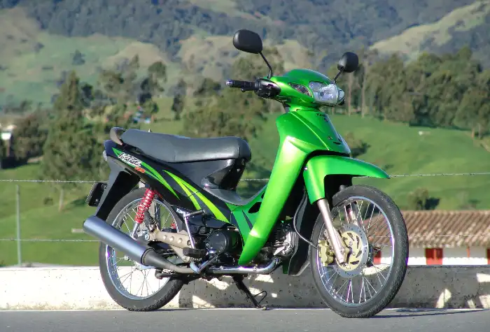 Análisis y opinión de una prueba de manejo Kawasaki Kaze 125