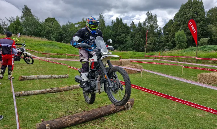 Hero Xpulse Rally presentada oficialmente en Colombia - La Revista De Motos